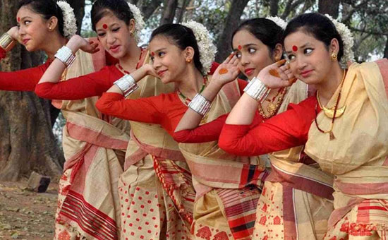 Folk dances of Assam - at Kaziranga National Biodiversity Park