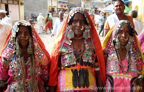 Aryans of Ladakh-Brokpa Community`s Jewellery, Headgear, and Dress