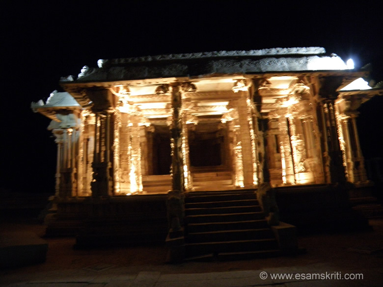 THE ORIGIN OF THE SAREE